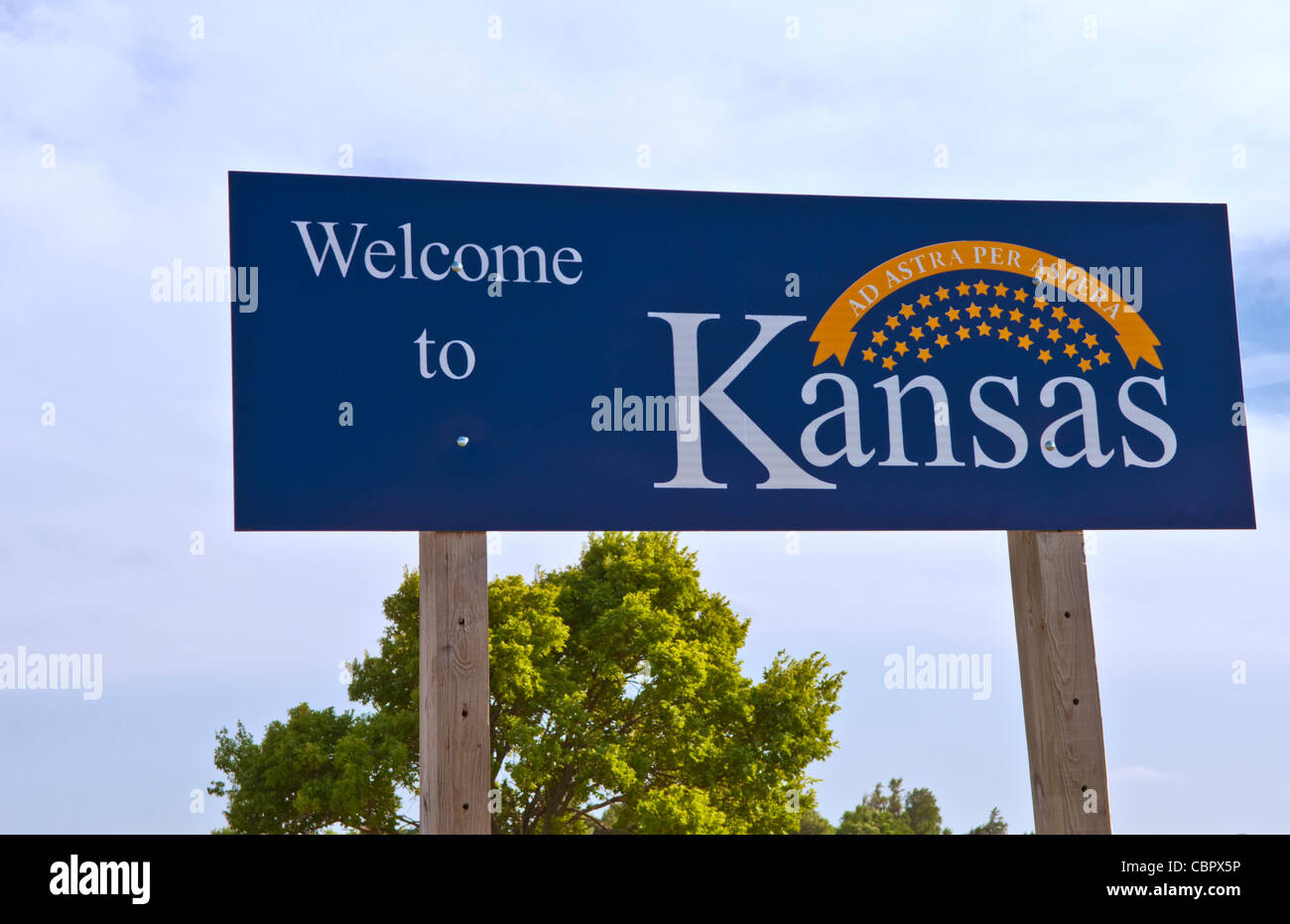 Welcome to kansas sign hi-res stock photography and images - Alamy