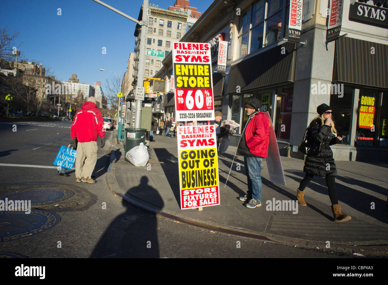 Stores in new york hi-res stock photography and images - Alamy