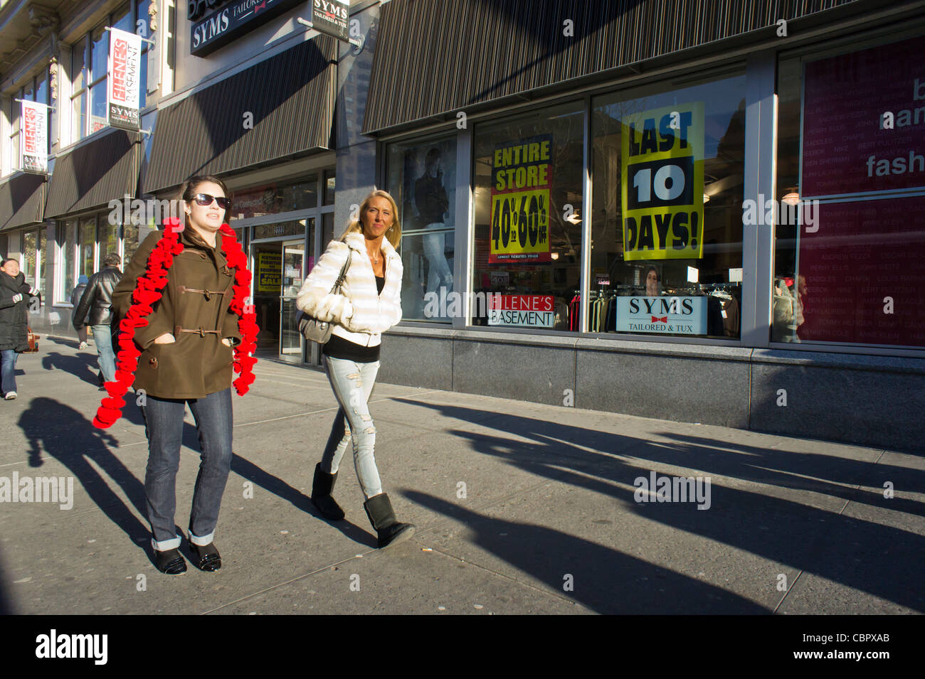 Last 10 days for the liquidation sale of the combination Syms and ...