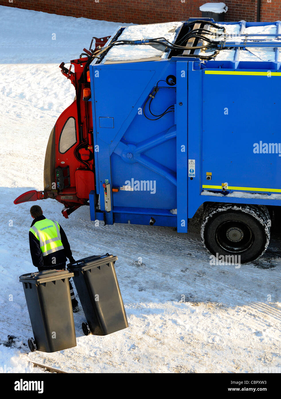 Council refuse bin hi-res stock photography and images - Alamy