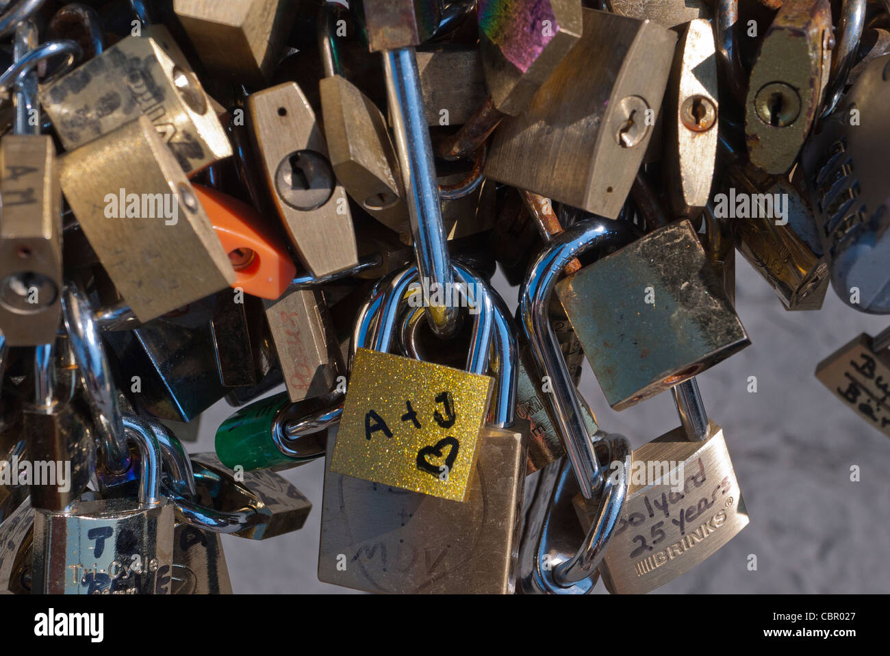 Love locks florence hi-res stock photography and images - Alamy