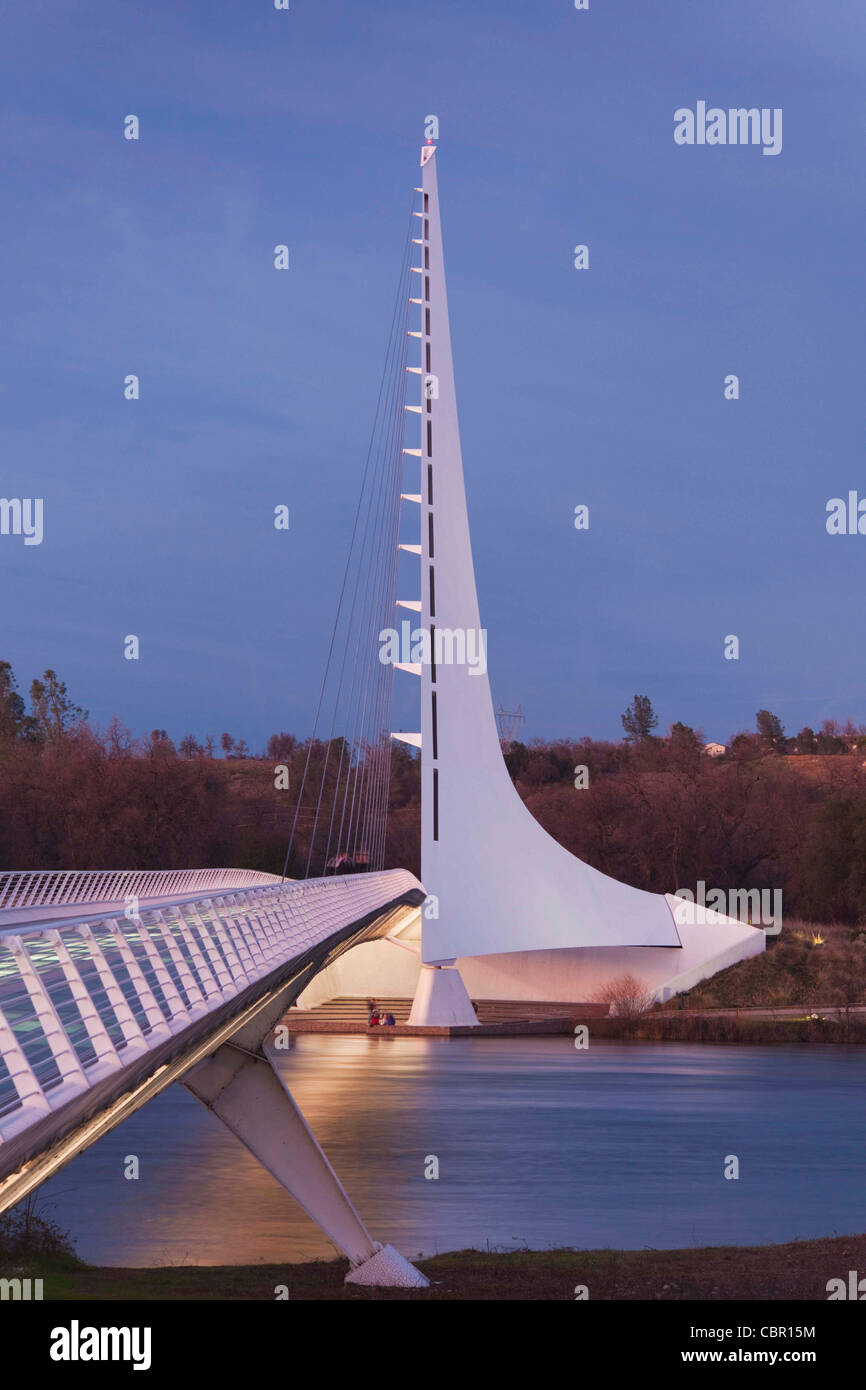 Sundial bridge turtle bay hi-res stock photography and images - Alamy