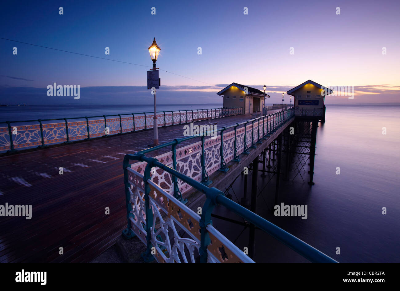 Penarth pier hi-res stock photography and images - Alamy