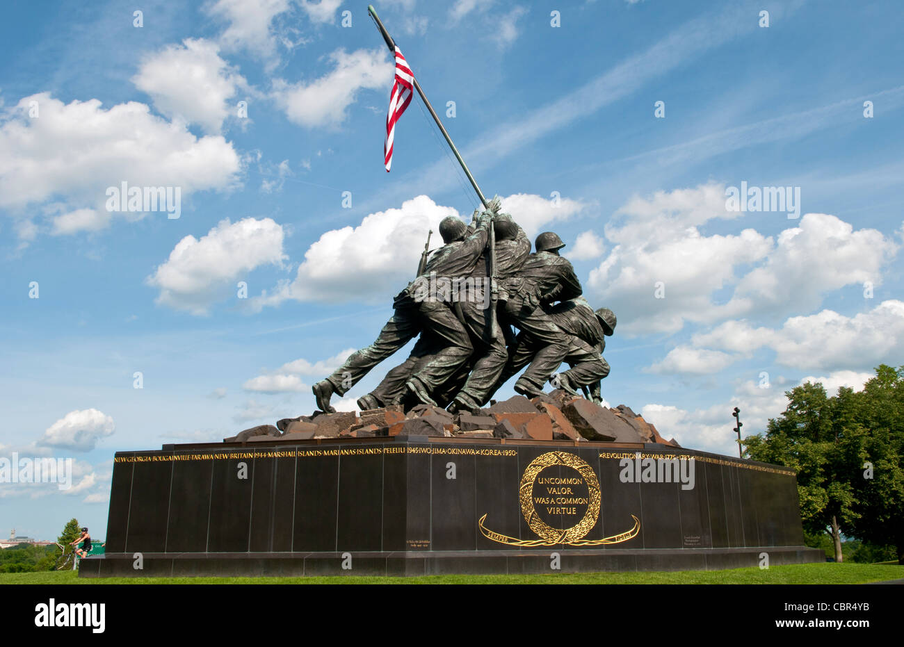 Famous Washington DC Iwo Jima Marine Memorial of flag raising in bronze ...
