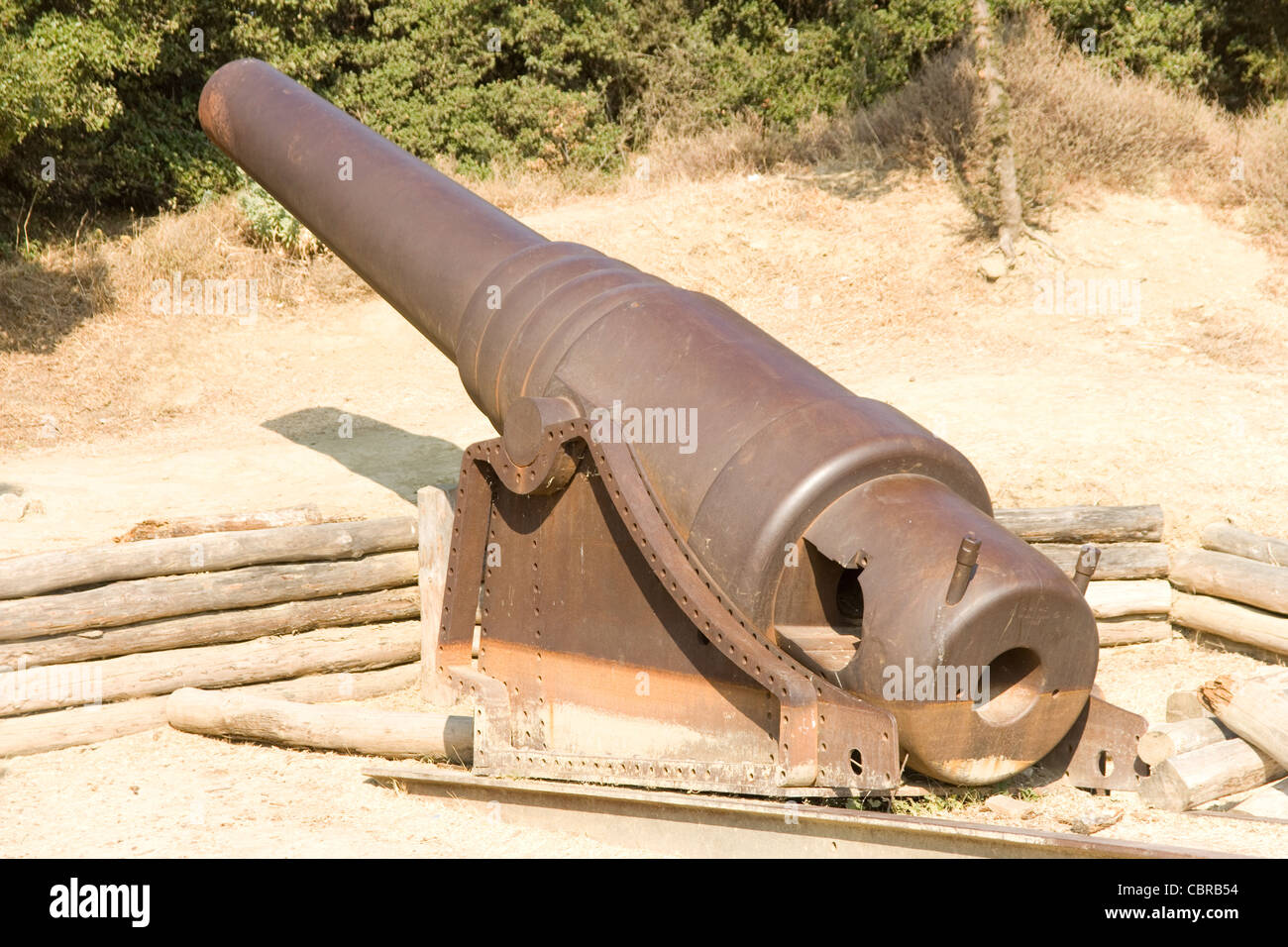 Turkish artillery guns aimed at the Suvla Bay area in Anafartalar ...