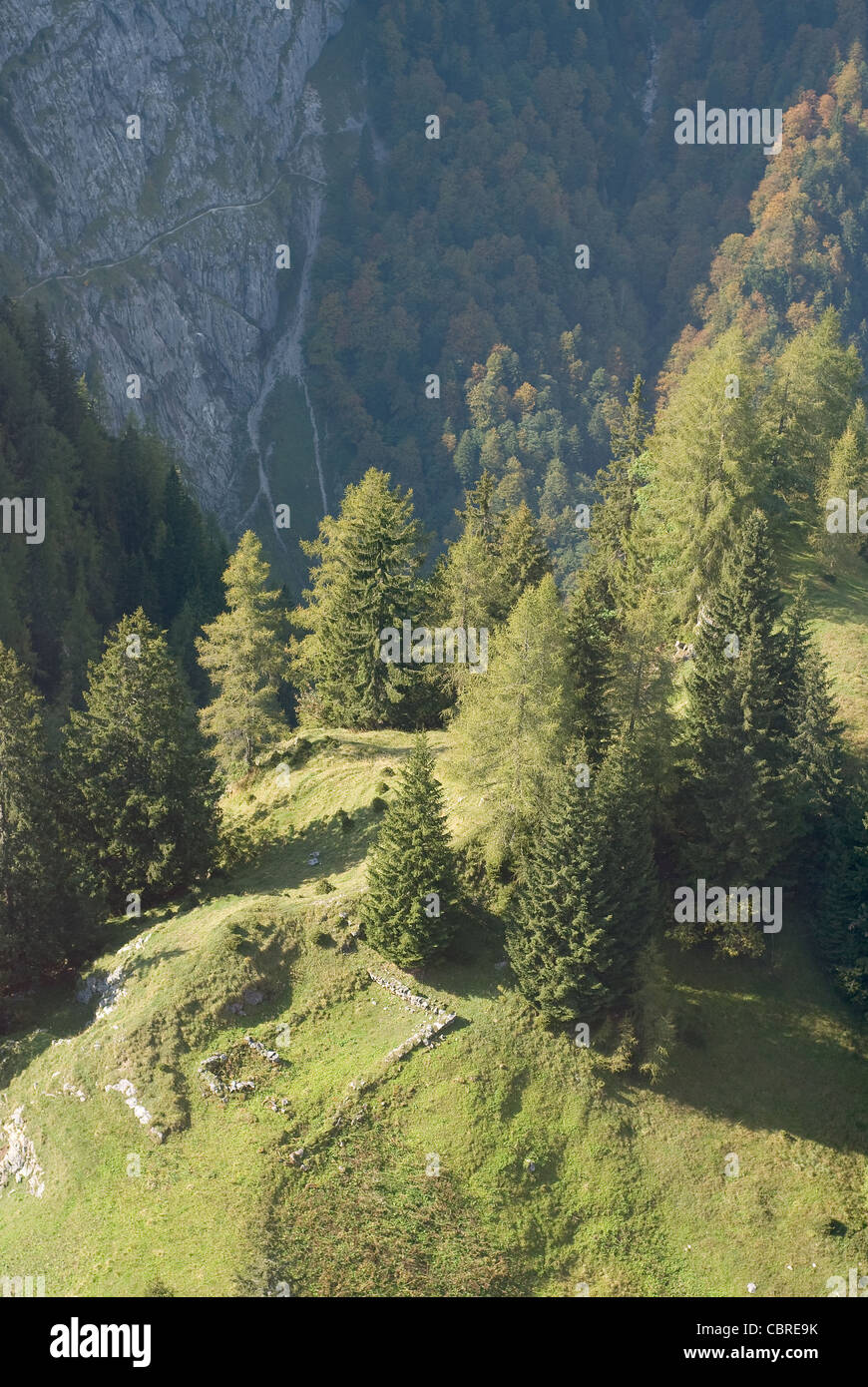 Mountain landscape with ruins hi-res stock photography and images - Alamy
