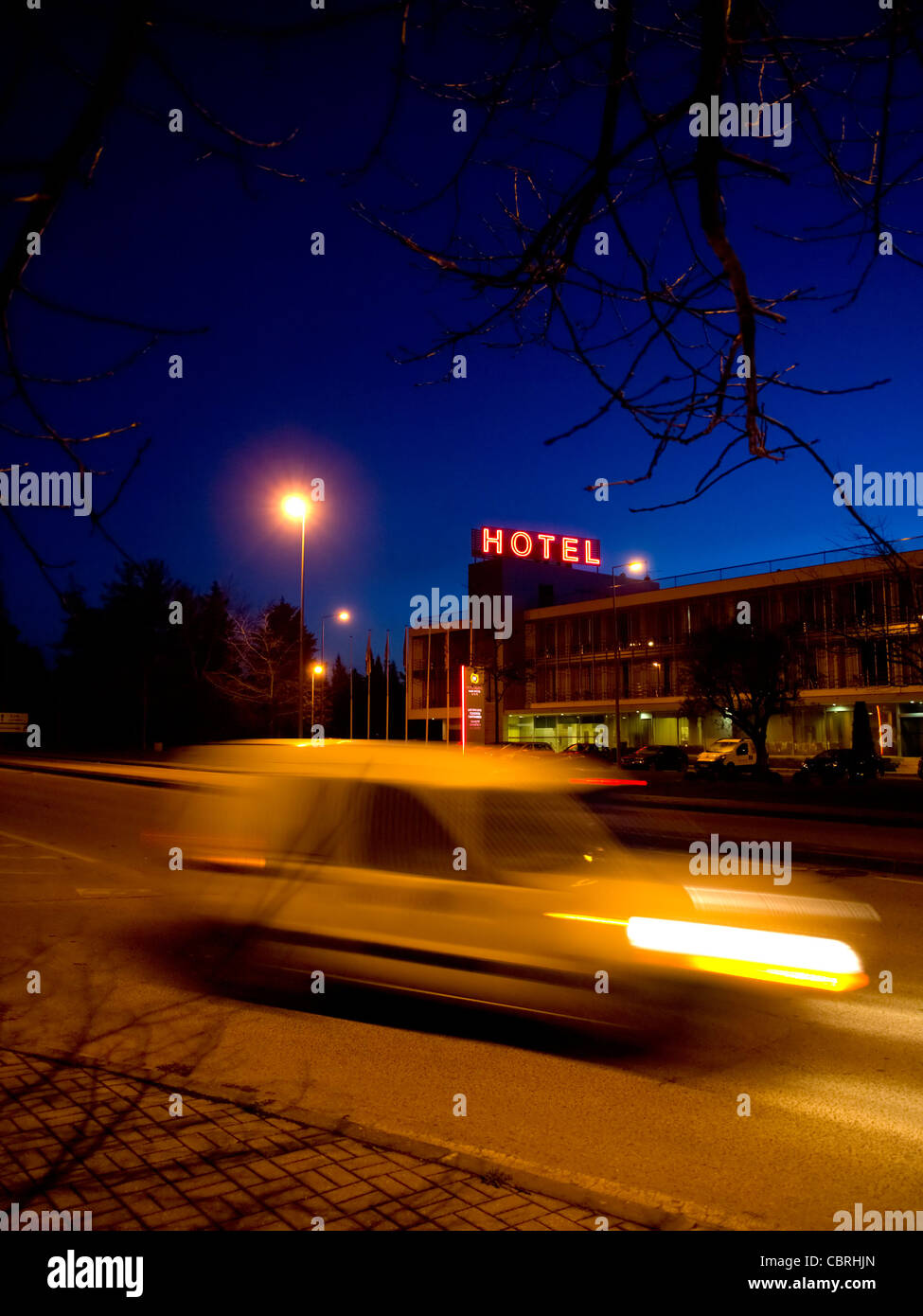 Hotel signs at the roadside hi-res stock photography and images - Alamy