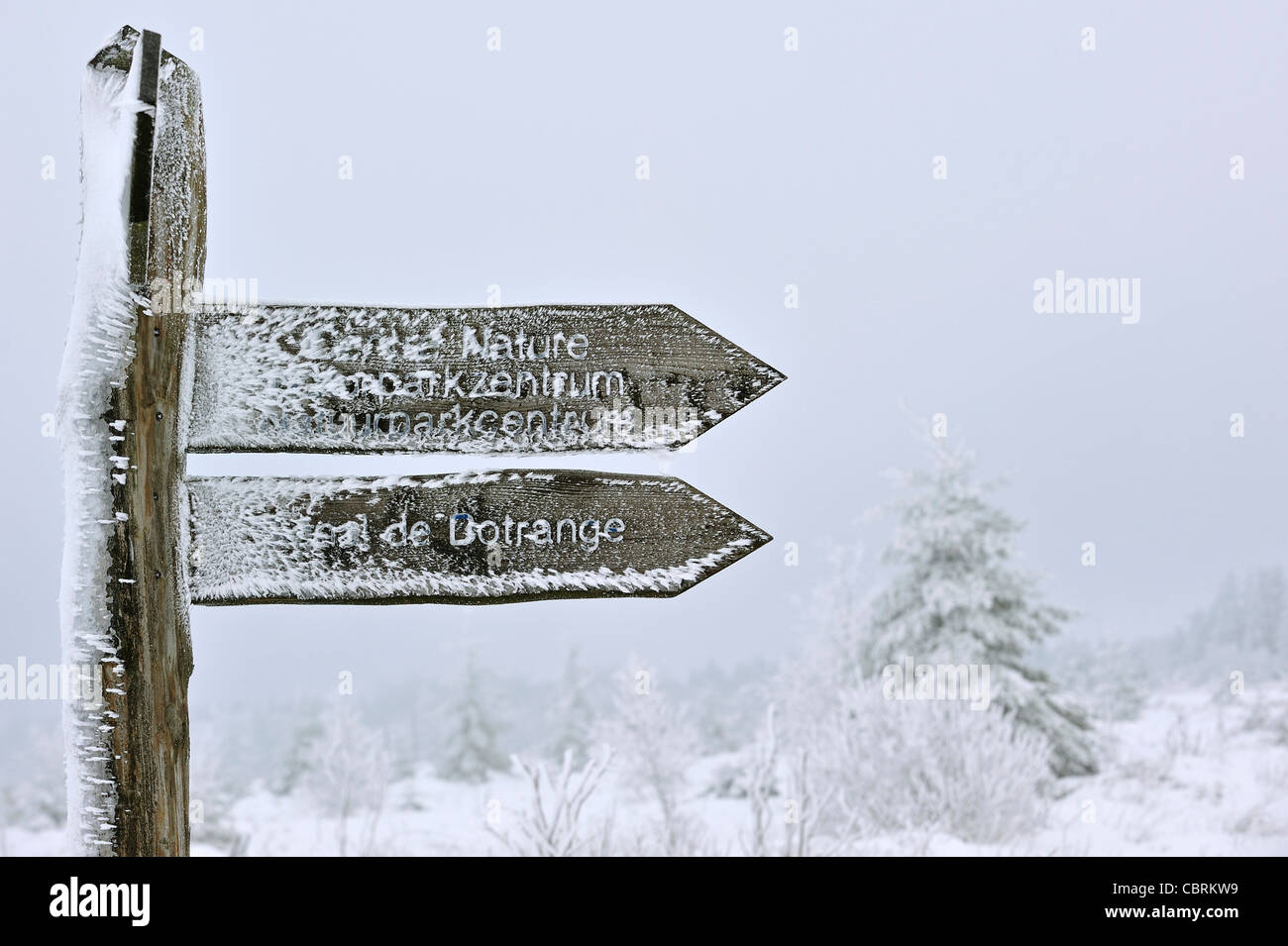 Frozen sign hi-res stock photography and images - Alamy