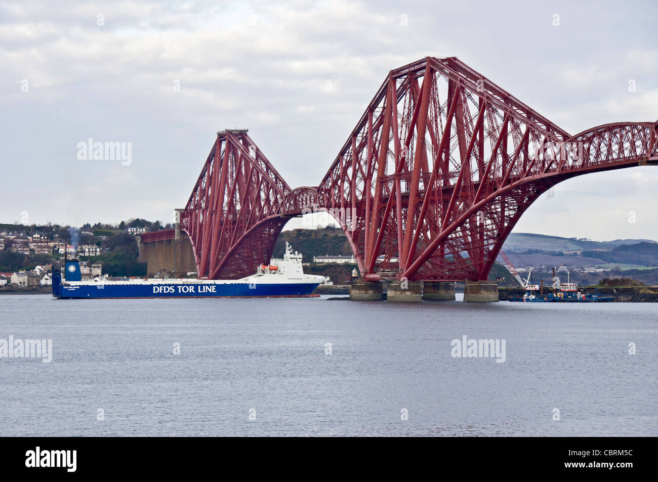 Newly painted Forth Rail Bridge seen from South Queensferry in Scotland ...