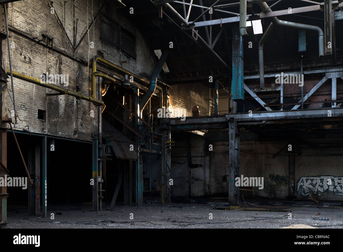 Ruin brick factory hi-res stock photography and images - Alamy