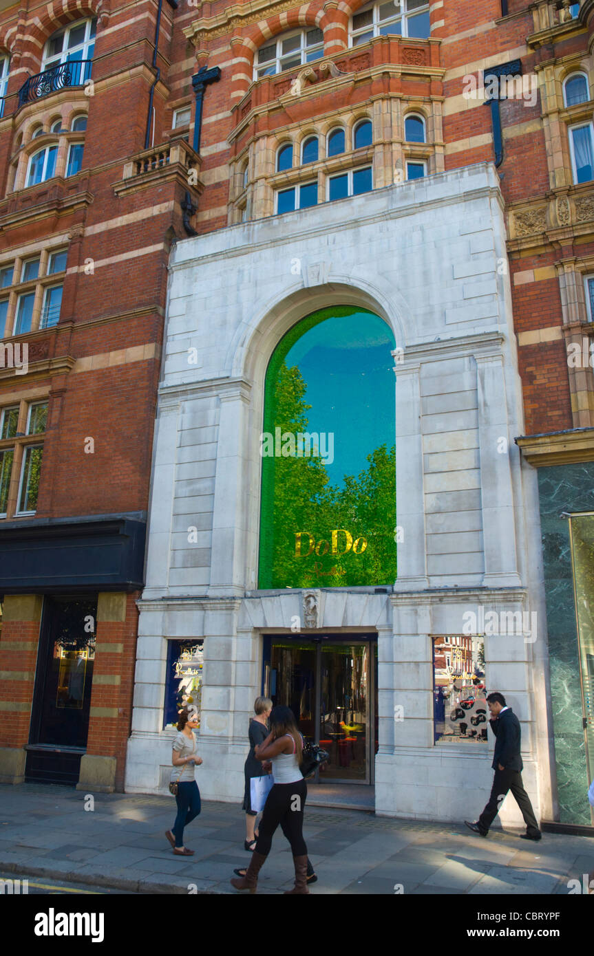 Sloane street london shopping hi-res stock photography and images - Alamy