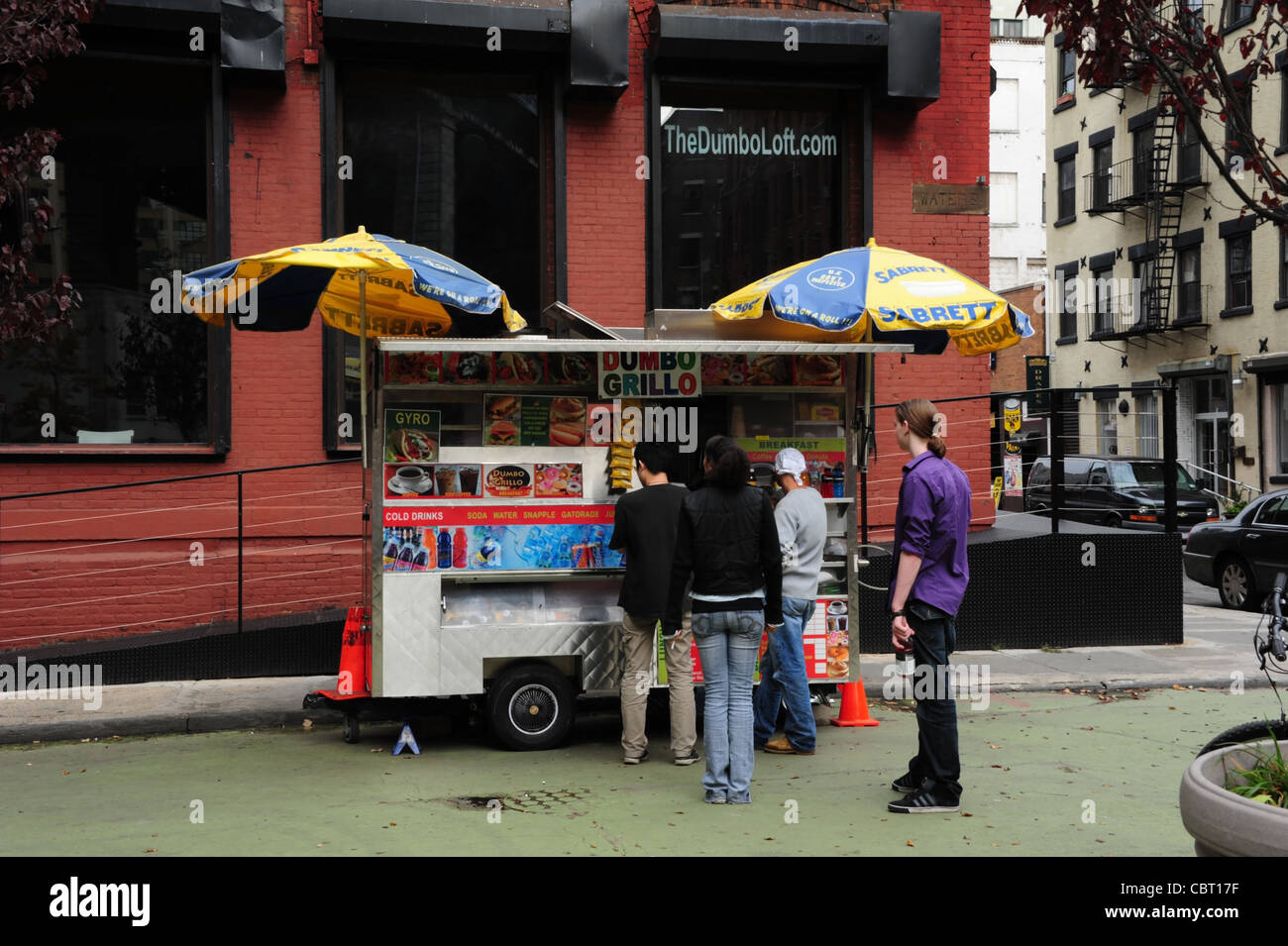 People multi ethnic teens 20s men women standing fast food stall buying ...