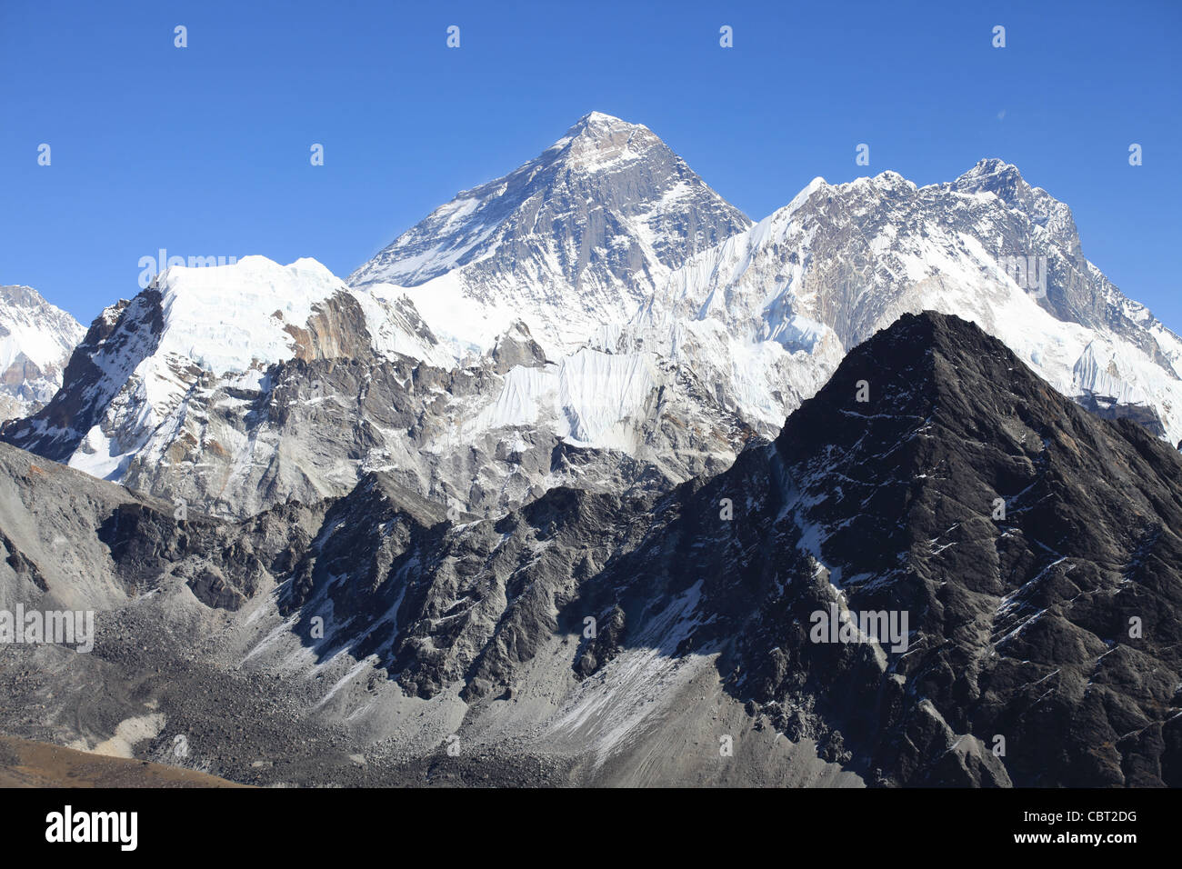 View of Mountain Everest Sagamartha seen from Summit of Gokyo-Ri Stock ...