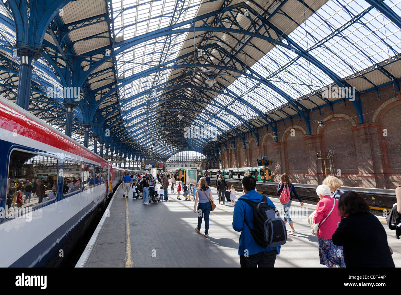 Passengers and travelers exiting the trains at Brighton Train Station ...