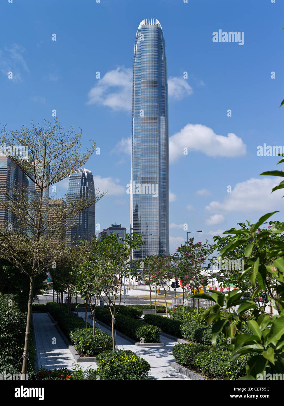 Ifc 2 tower hi-res stock photography and images - Alamy