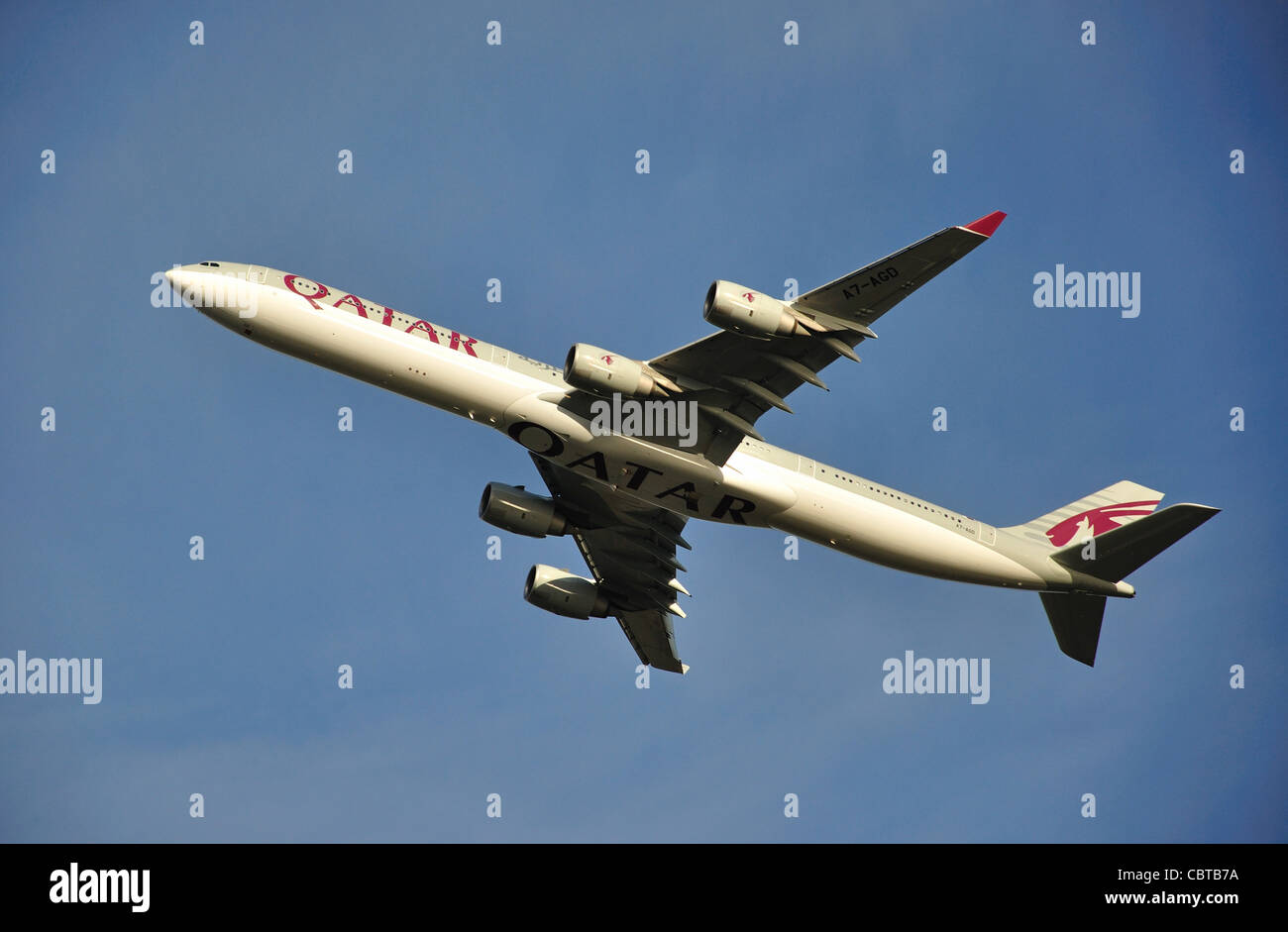 Qatar airbus a340 hi-res stock photography and images - Alamy