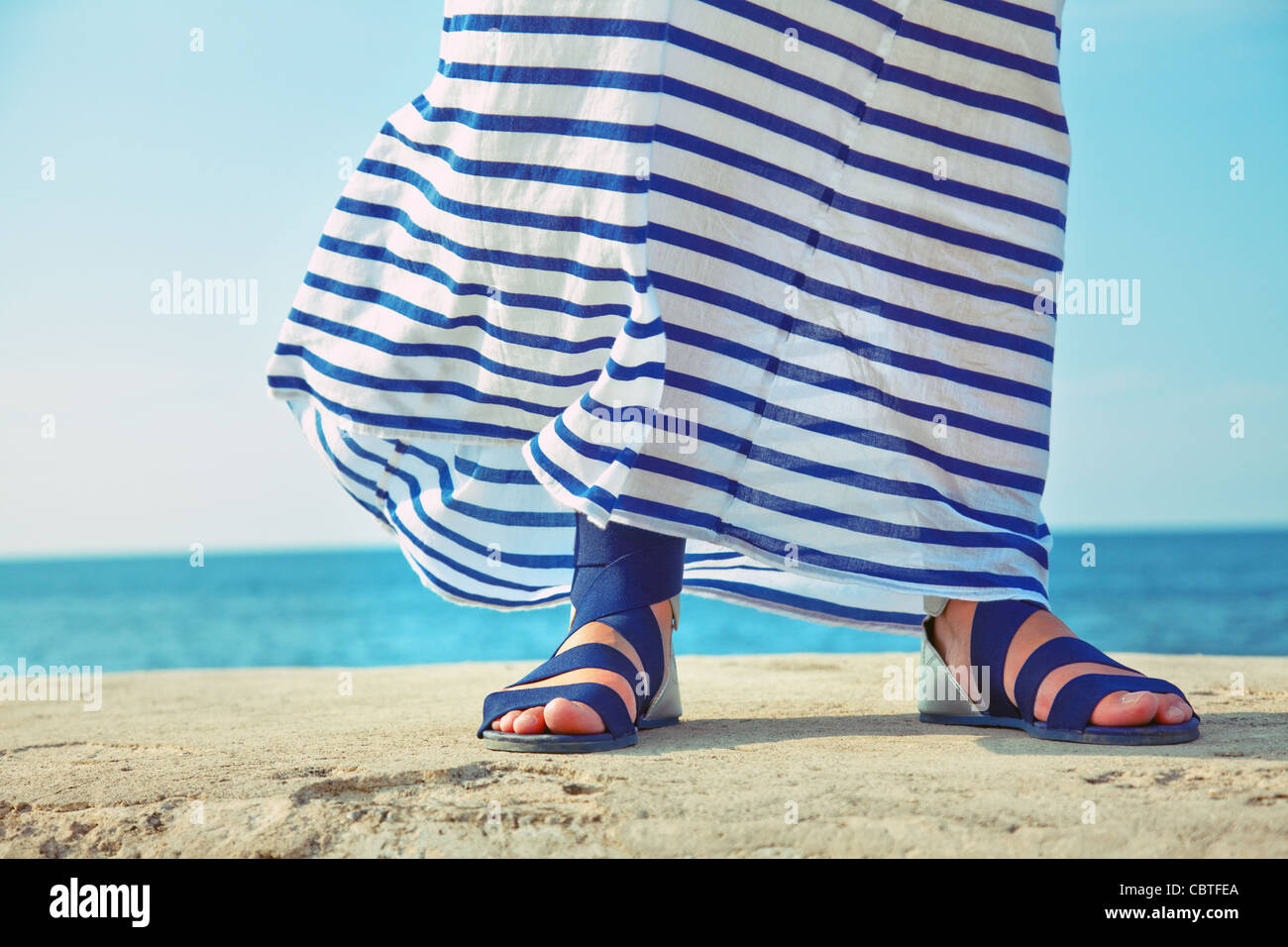 Female feet cloth hi-res stock photography and images - Alamy