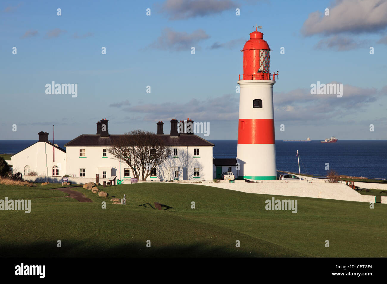 Souter lighthouse , Whitburn, north east England, UK Stock Photo - Alamy