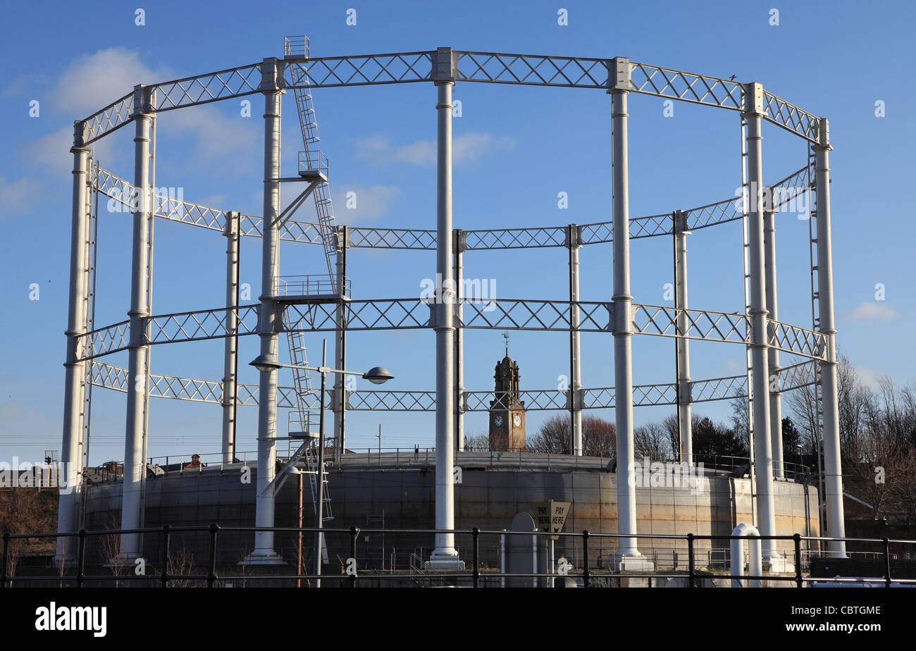 Gasometer england hi-res stock photography and images - Alamy