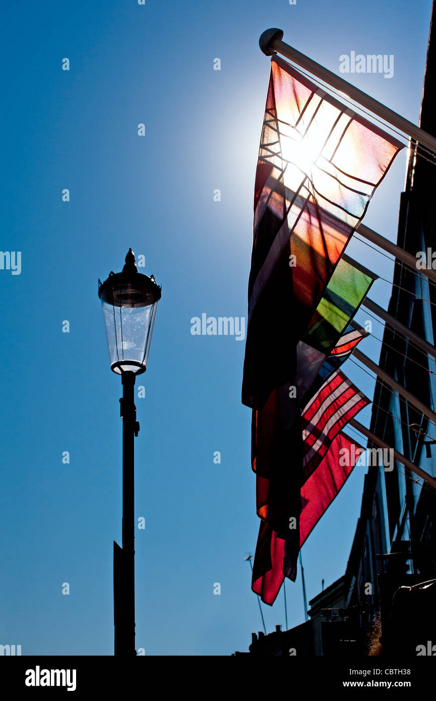 Lamppost flags hi-res stock photography and images - Alamy