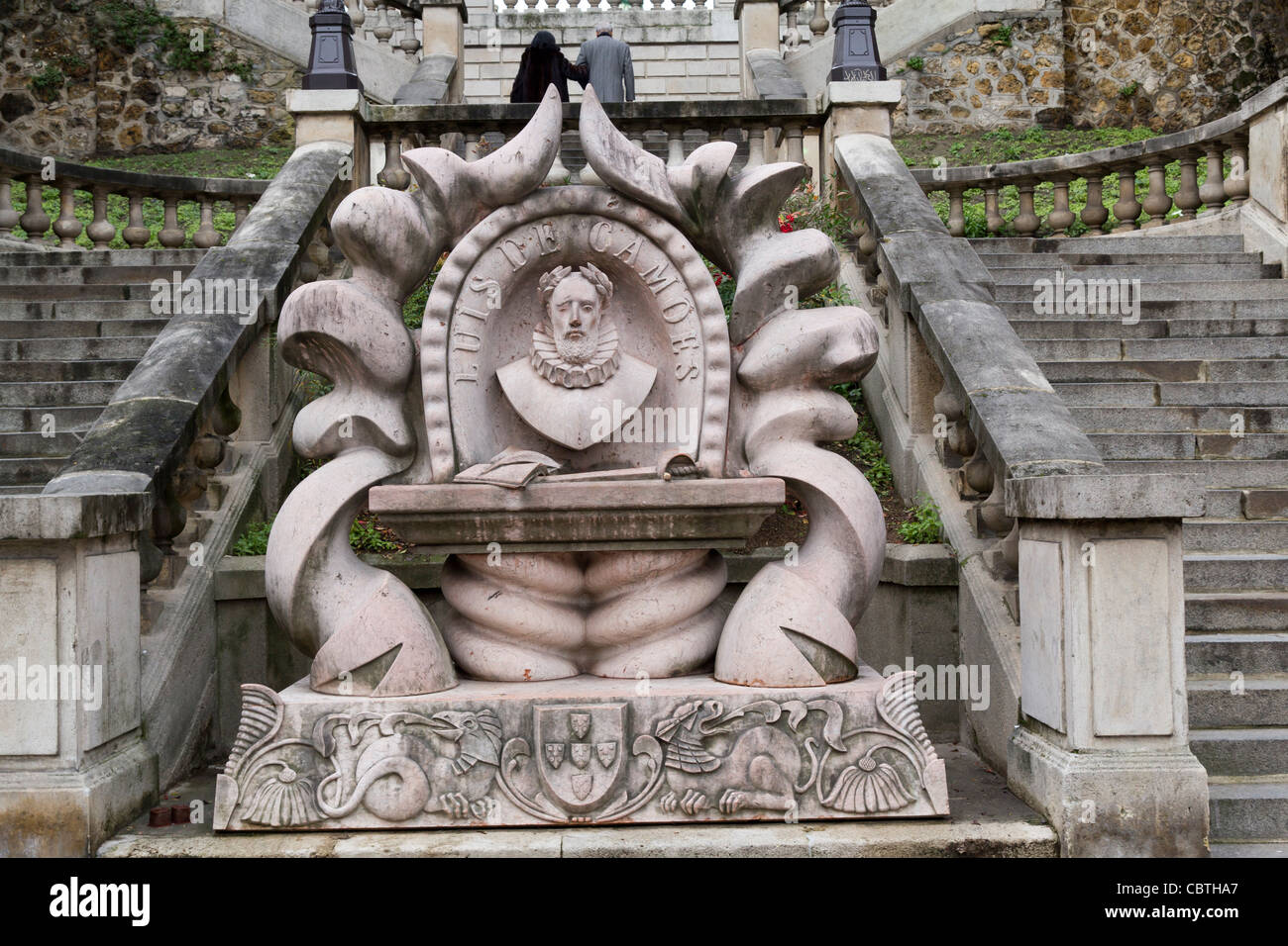 Monument to Portuguese poet, Luís de Camões, Avenue des Camoëns, 16ème ...