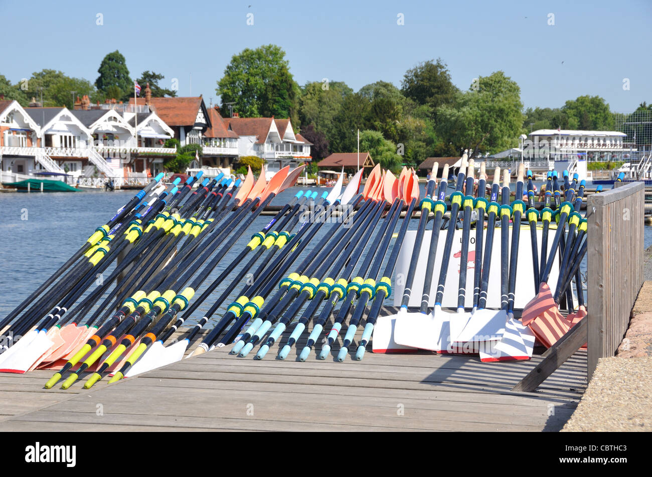 River thames regatta hi-res stock photography and images - Alamy