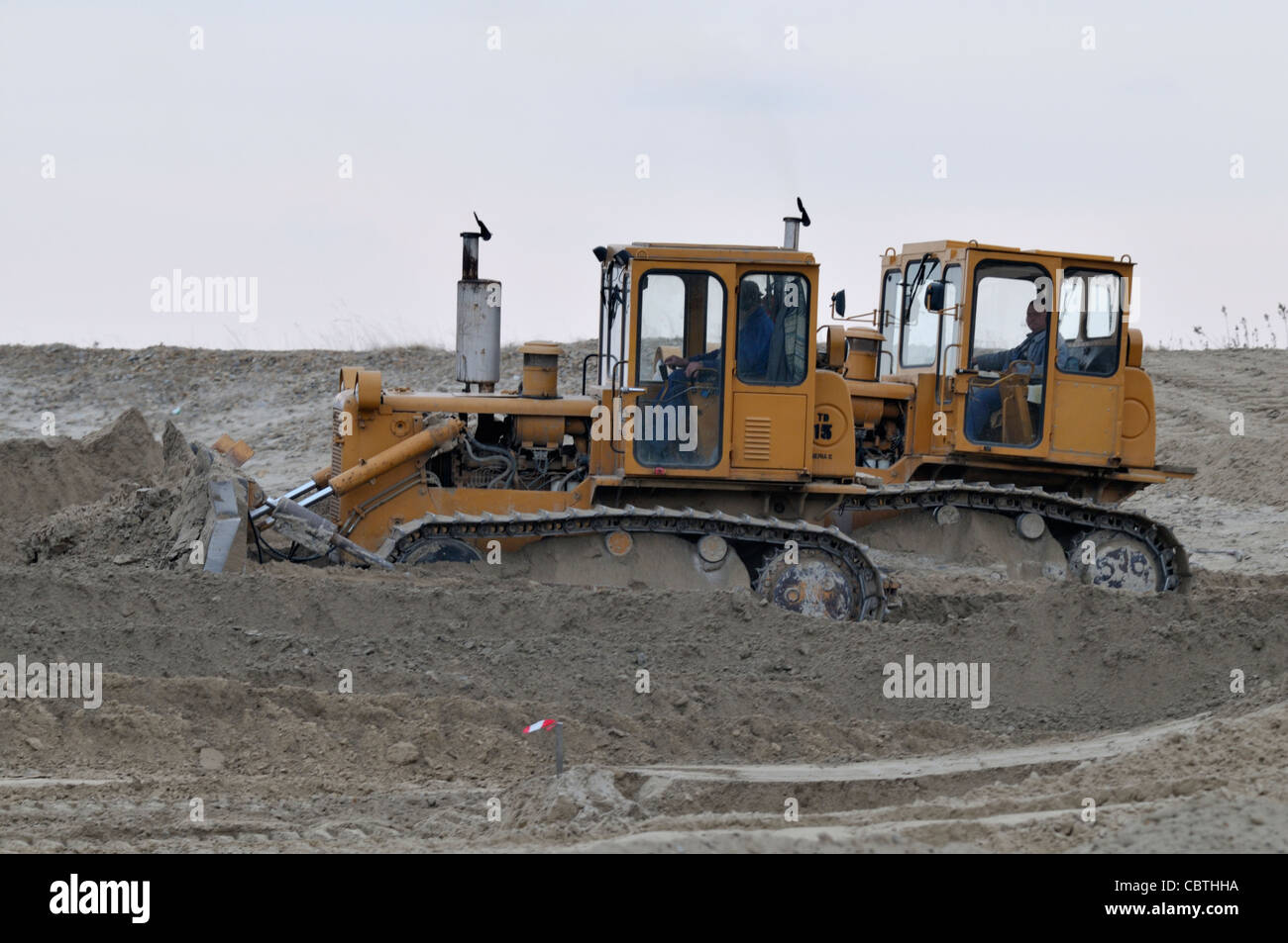 Earth moving equipment hi-res stock photography and images - Alamy