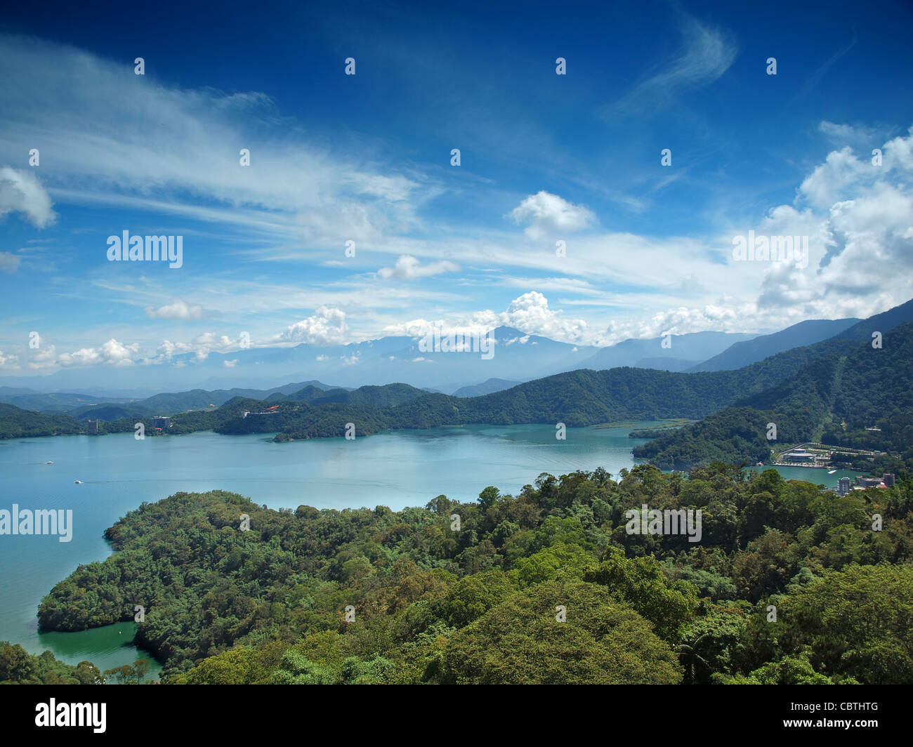 A panoramic view of the beautiful Sun Moon Lake in southern Taiwan ...