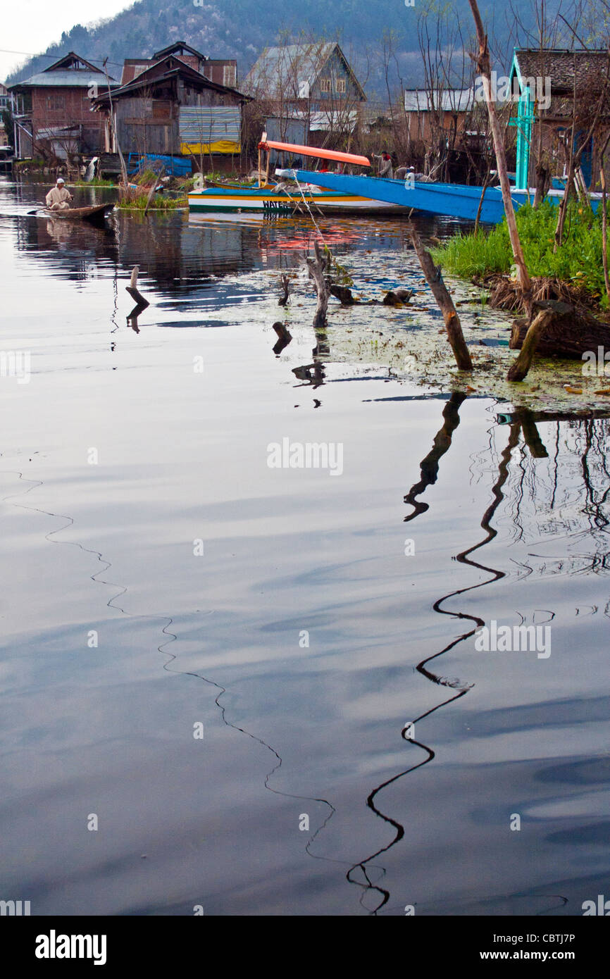 Typical Kashmiri village in the Nagin Lake of Srinagar, Kashmir, India ...