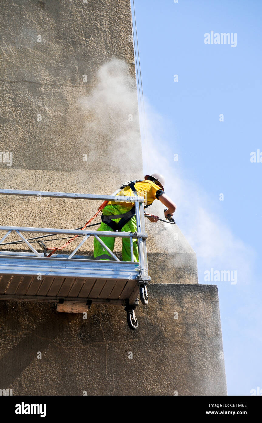 Pressure Washing Building Exterior Stock Photo - Alamy