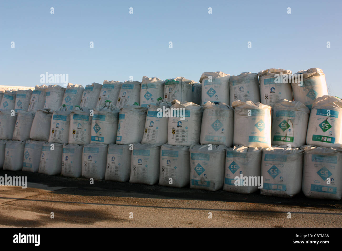 pile stack of bulk bags for transportation of goods Stock Photo - Alamy