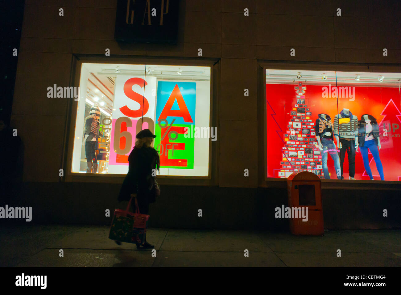 Gap window display hi-res stock photography and images - Alamy