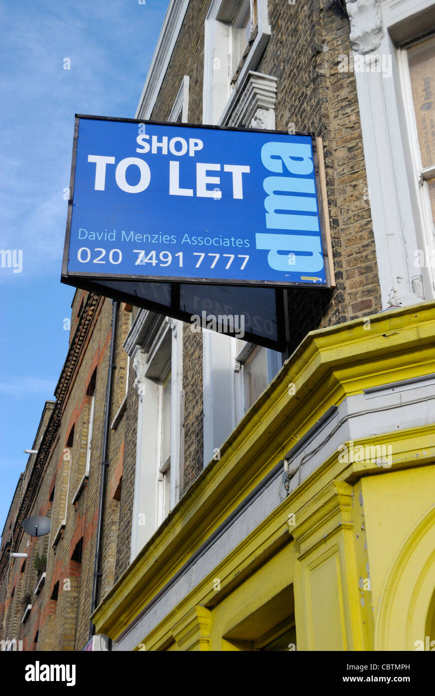 ‘Shop to Let’ sign above commercial premises Stock Photo - Alamy