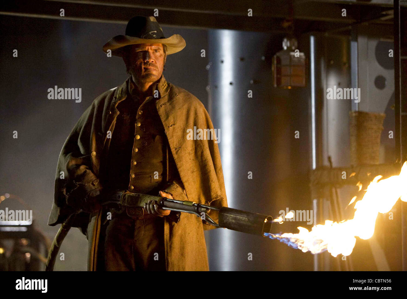 Jimmy hayward dir josh brolin scar cowboy cowboy hat hi-res stock ...