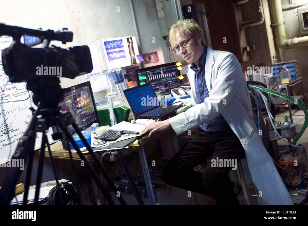 THE AMAZING SPIDERMAN (2012) RHYS IFANS MARC WEBB (DIR) 006 MOVIESTORE ...