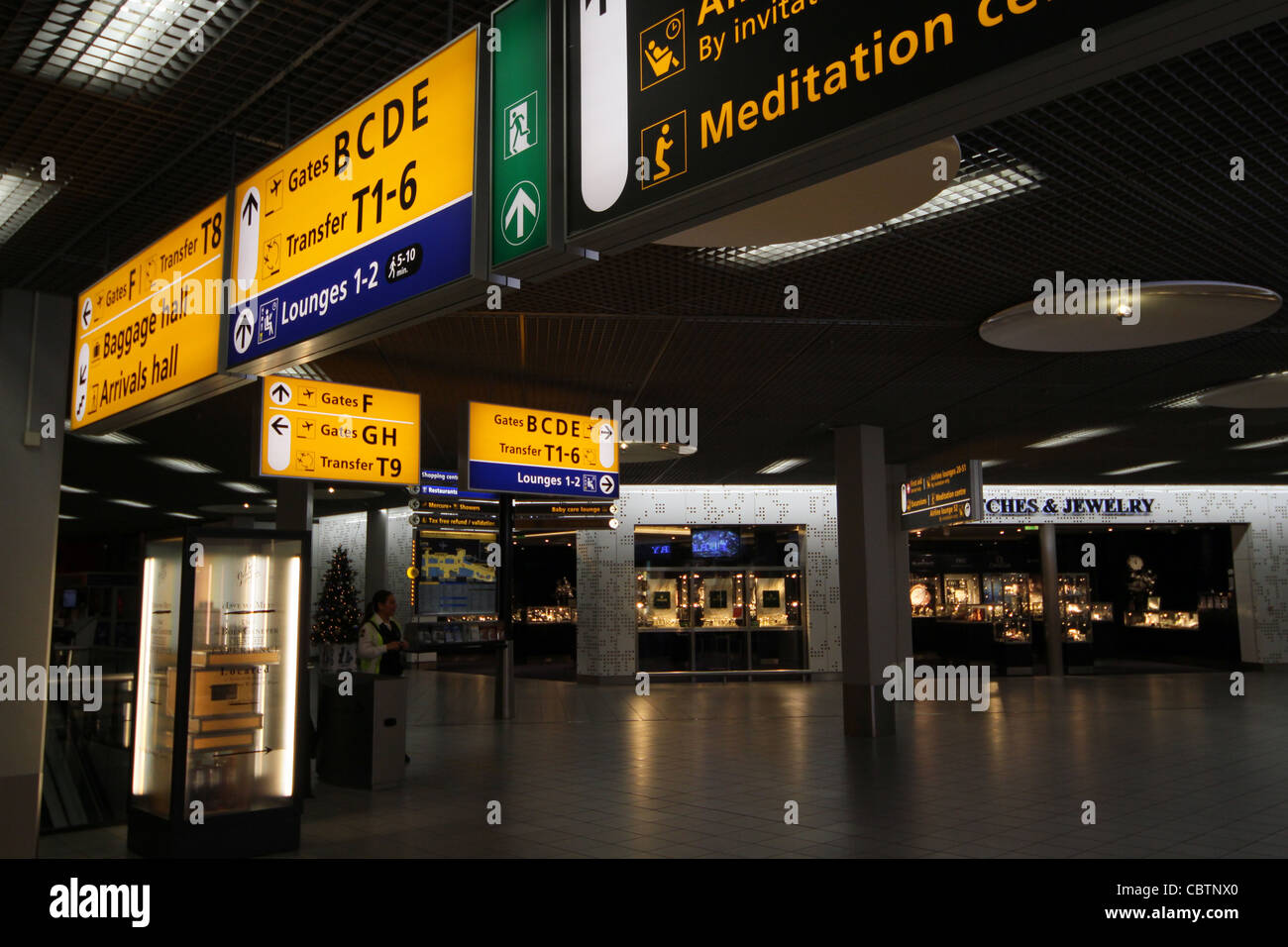 AIRPORT DIRECTION SIGNS & CONCOURSE SCHIPHOL AIRPORT AMSTERDAM HOLLAND ...