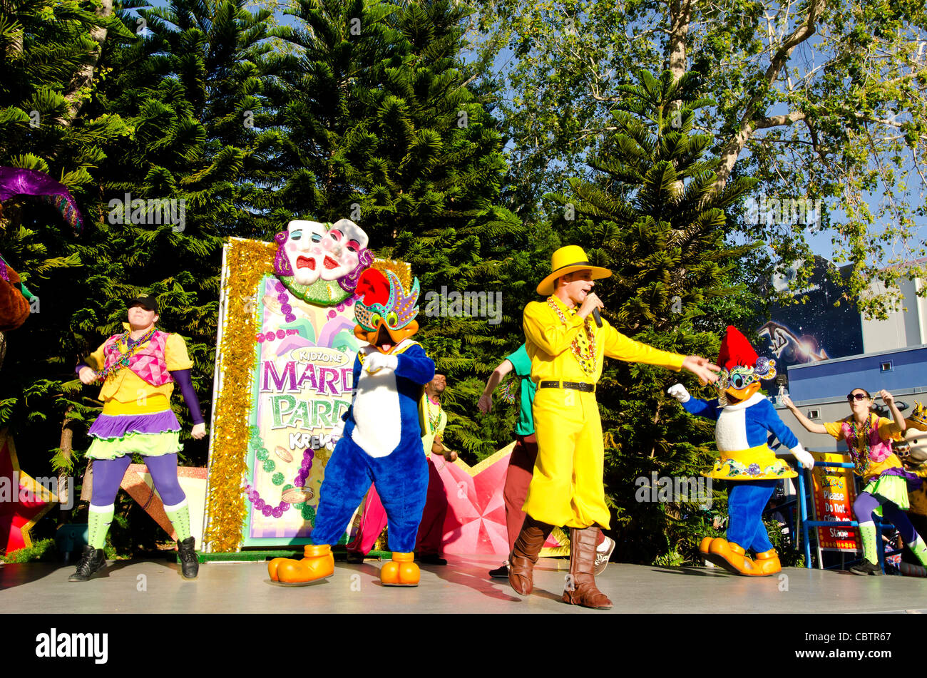 Mardi Gras Party stage performance with Woody Woodpecker at Universal ...