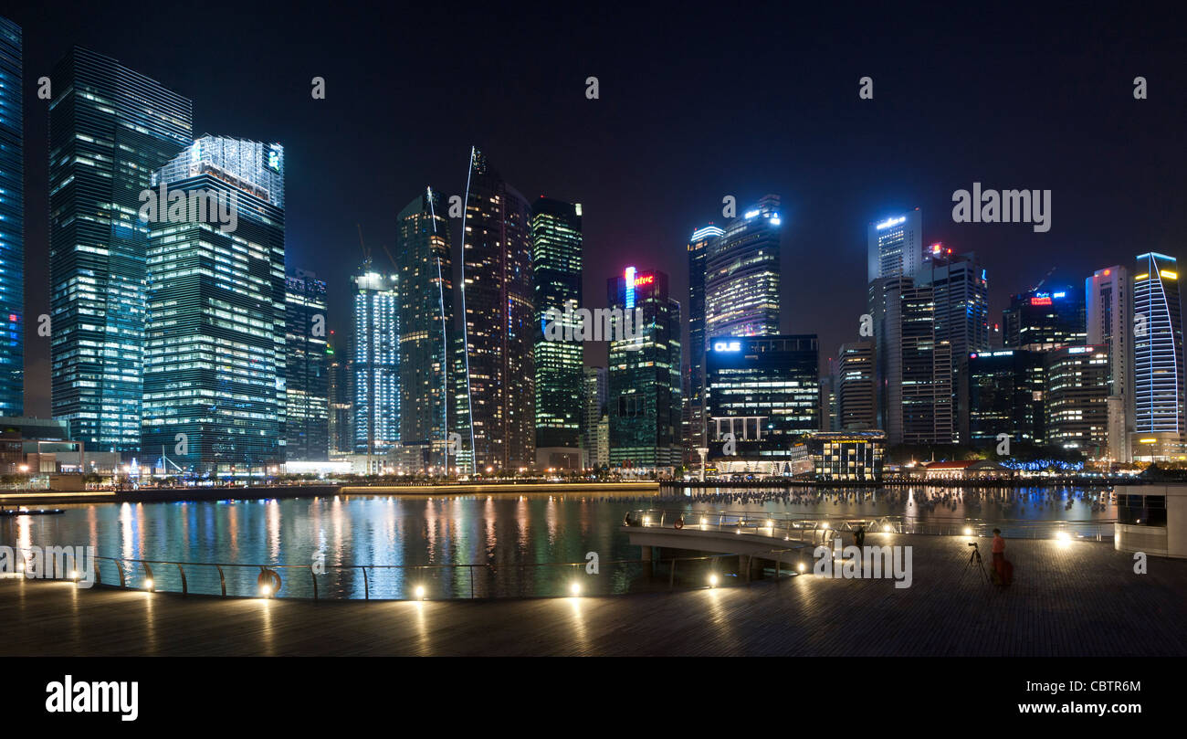 Maina Bay, Singapore by night Stock Photo - Alamy