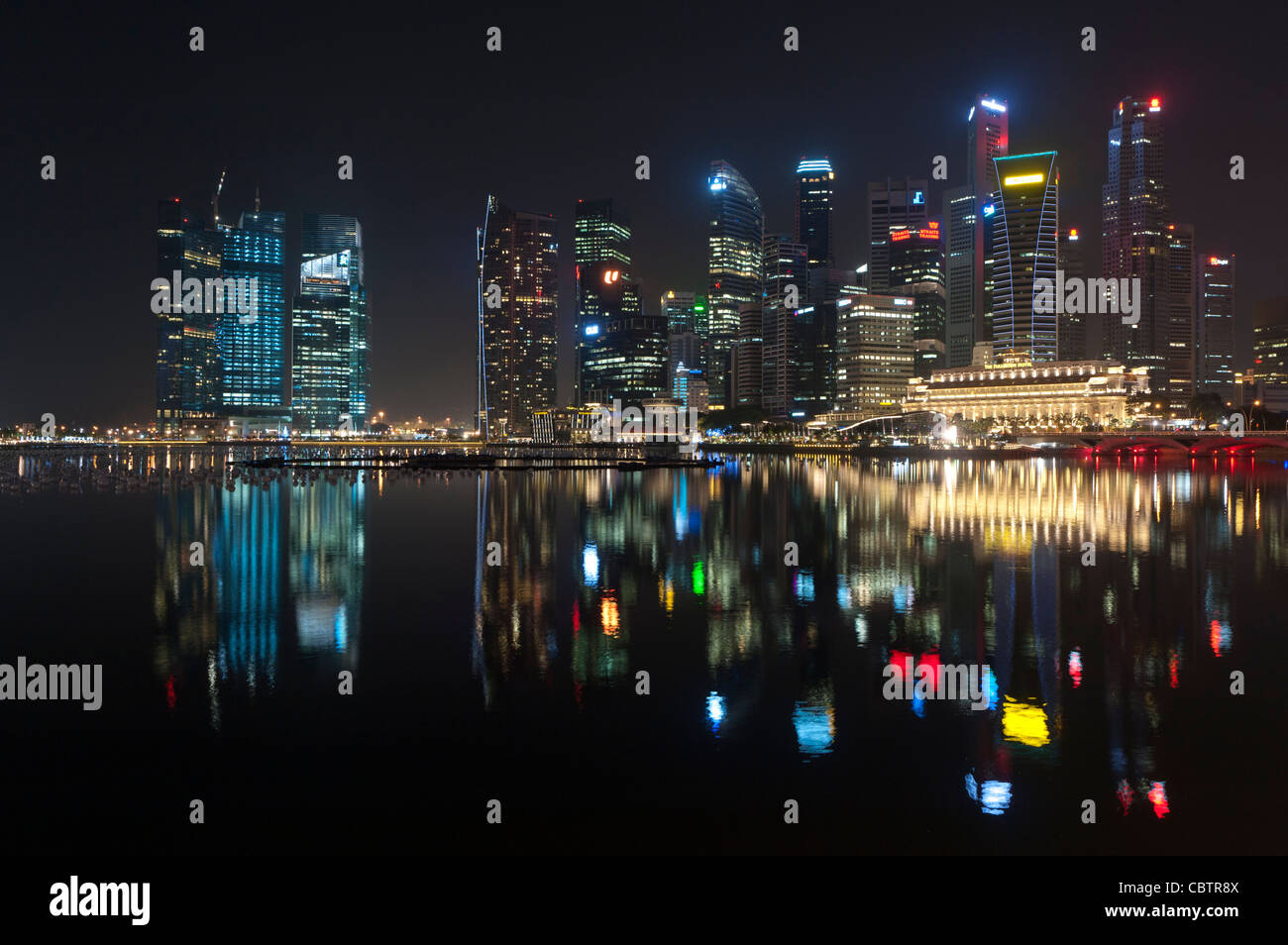 Maina Bay, Singapore by night Stock Photo - Alamy