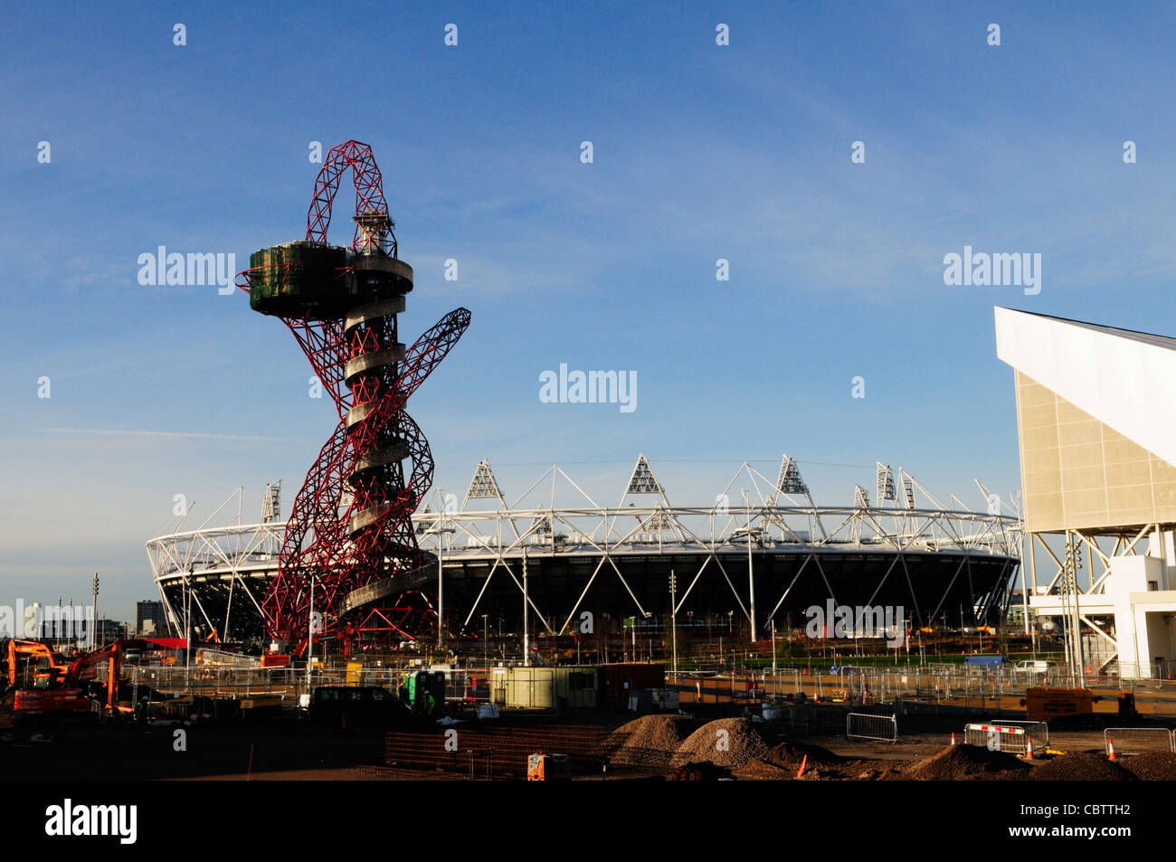 The London 2012 Olympic Stadium Construction Site, Olympic Park ...