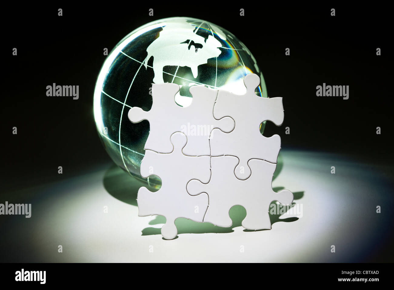 Jigsaw puzzle world map hi-res stock photography and images - Alamy
