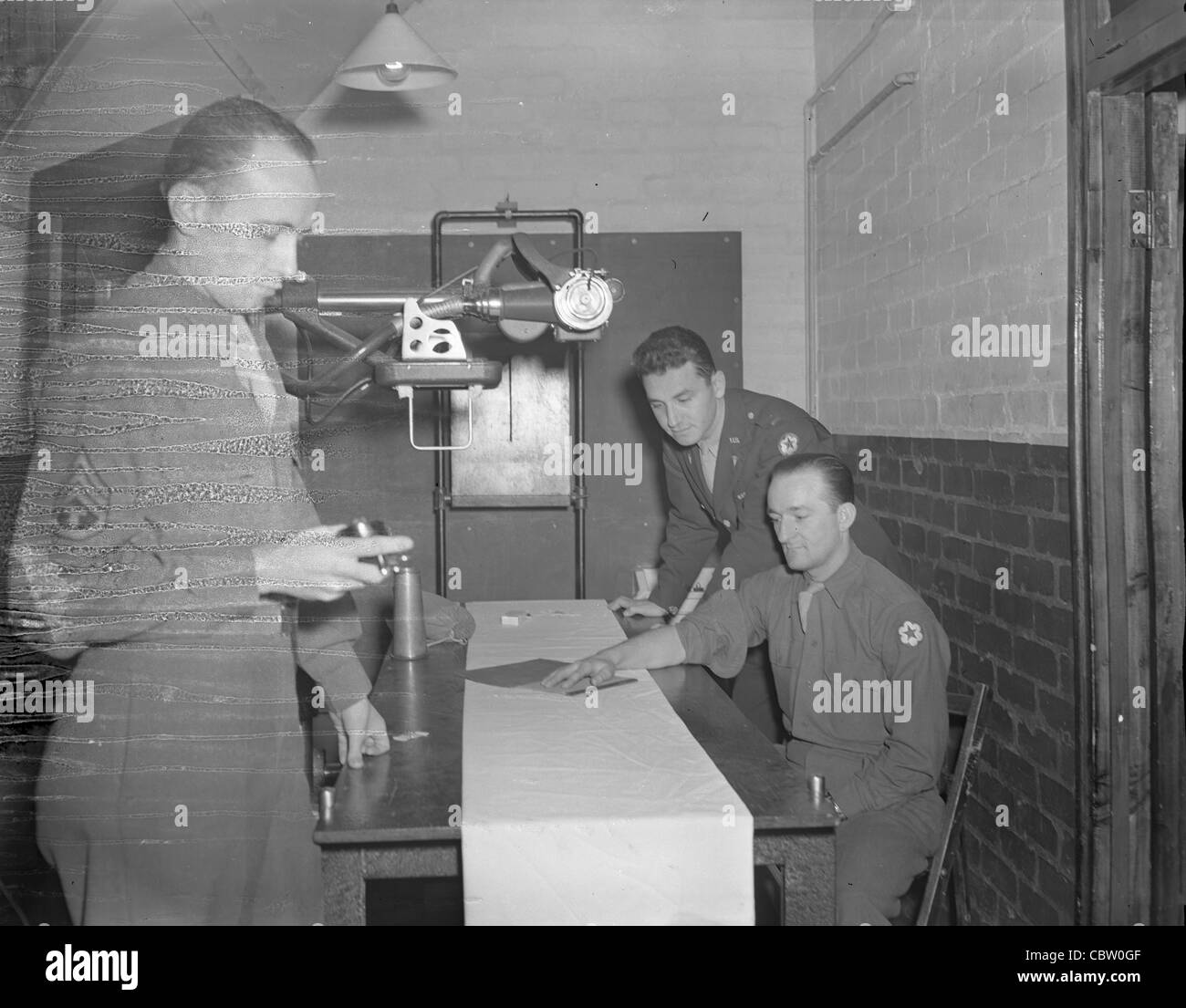 Ww2 tech hi-res stock photography and images - Alamy