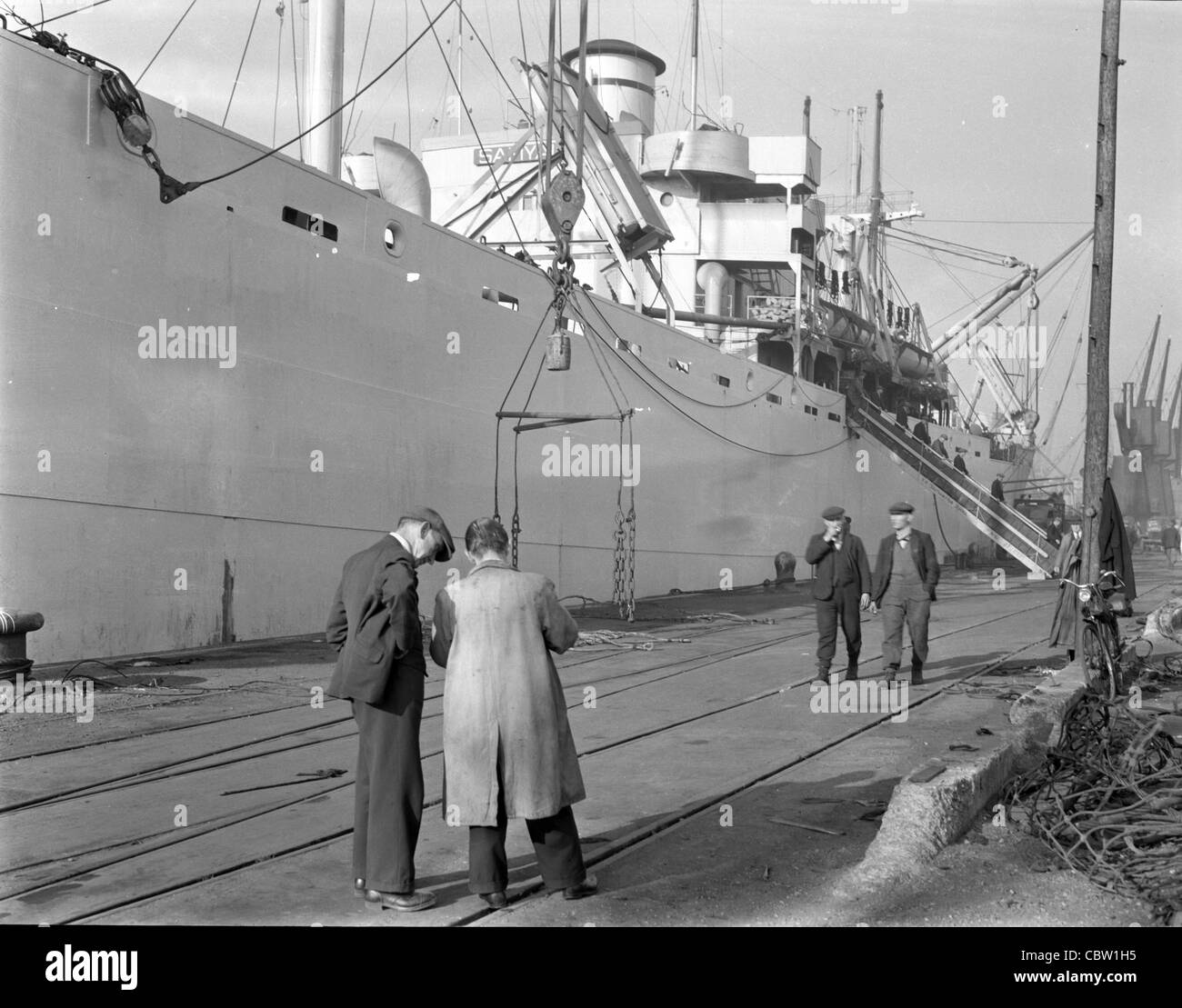 Allies wwii ship hi-res stock photography and images - Alamy
