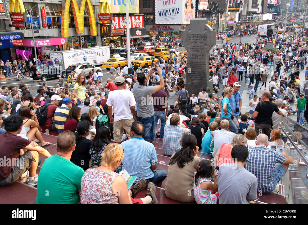 Tkts stand hi-res stock photography and images - Alamy