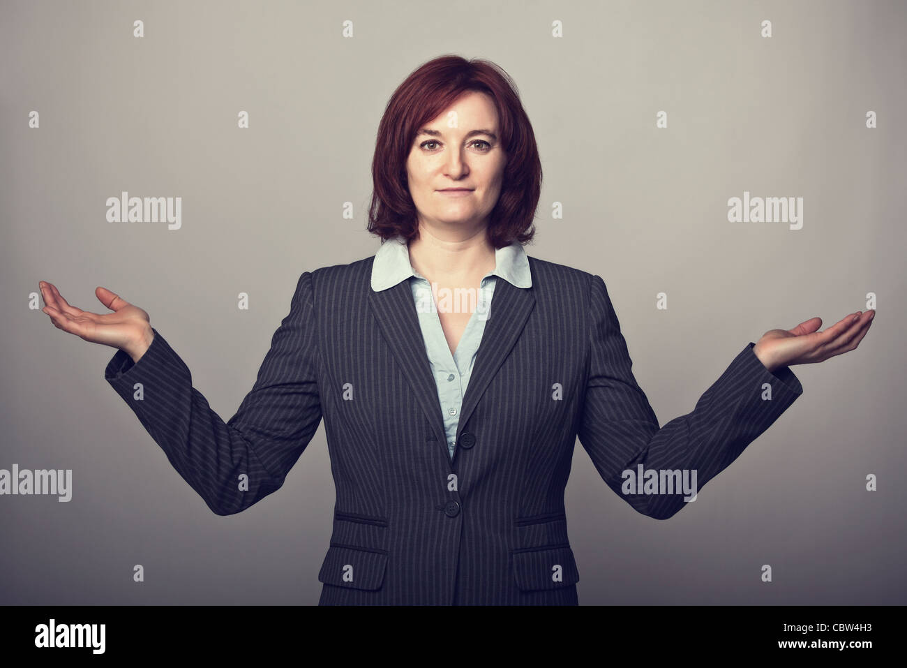 confident woman open arms portrait Stock Photo - Alamy