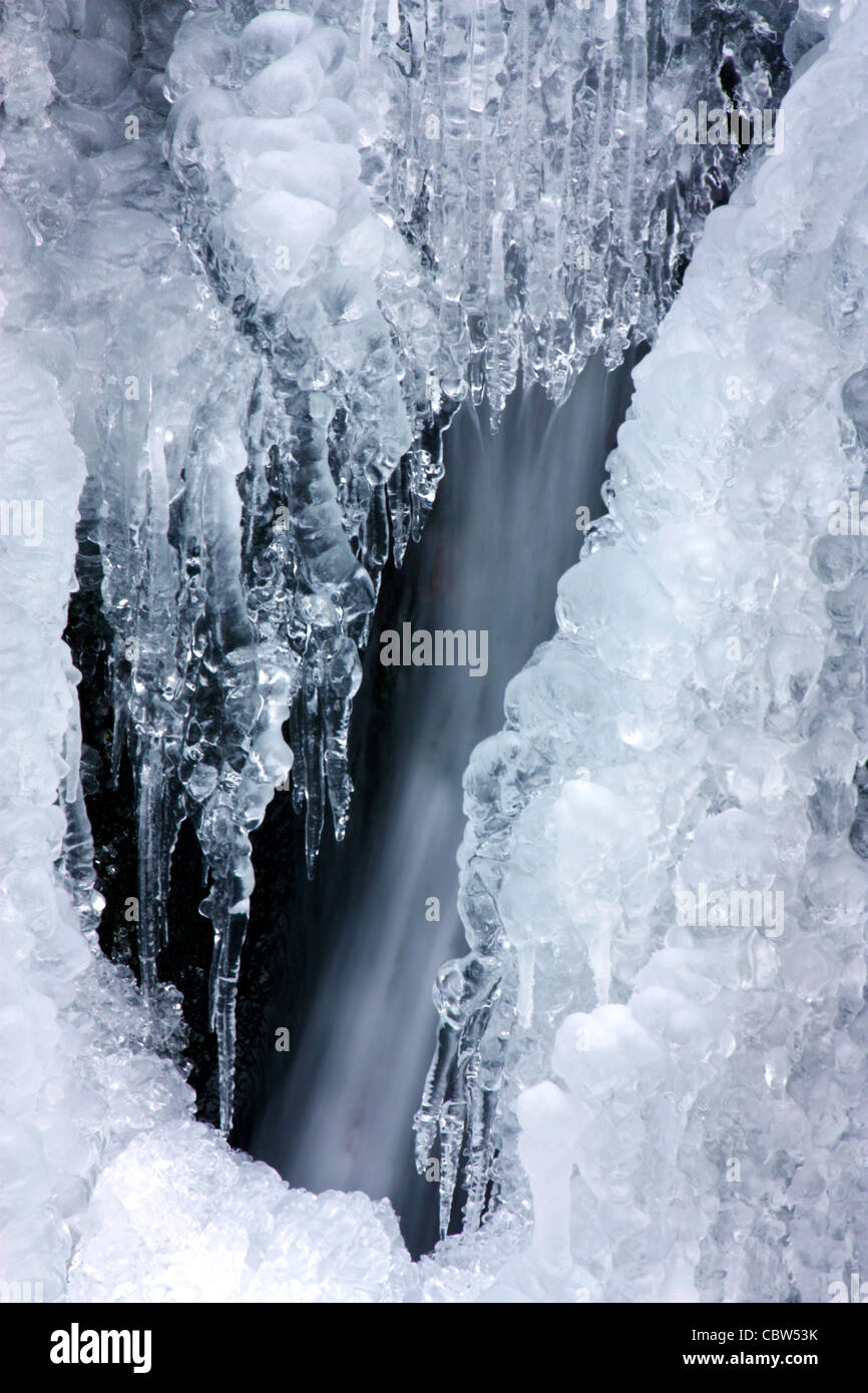 ninglinspo belgium river ice waterfall snow Stock Photo - Alamy