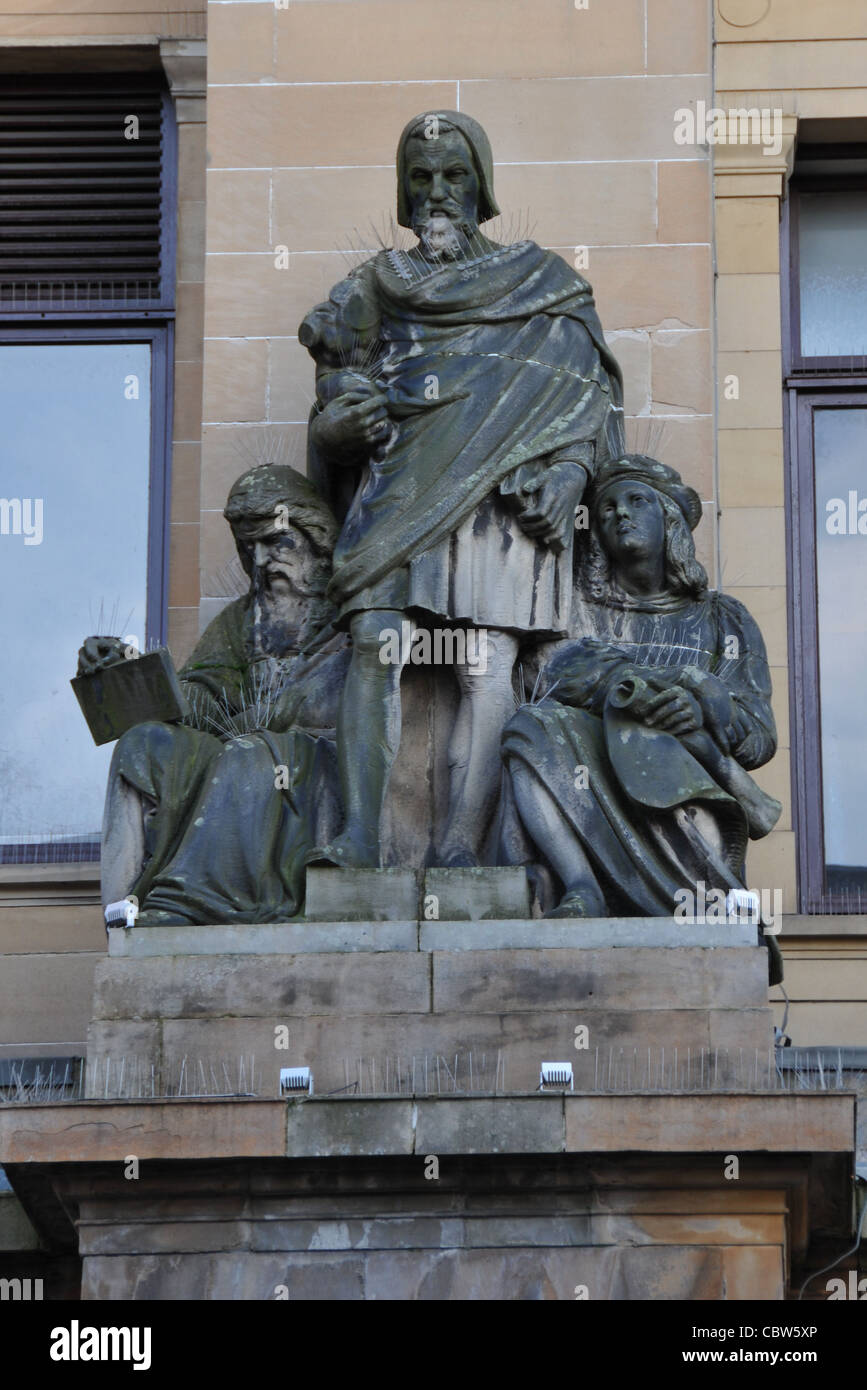 The Mitchell library statues Stock Photo - Alamy