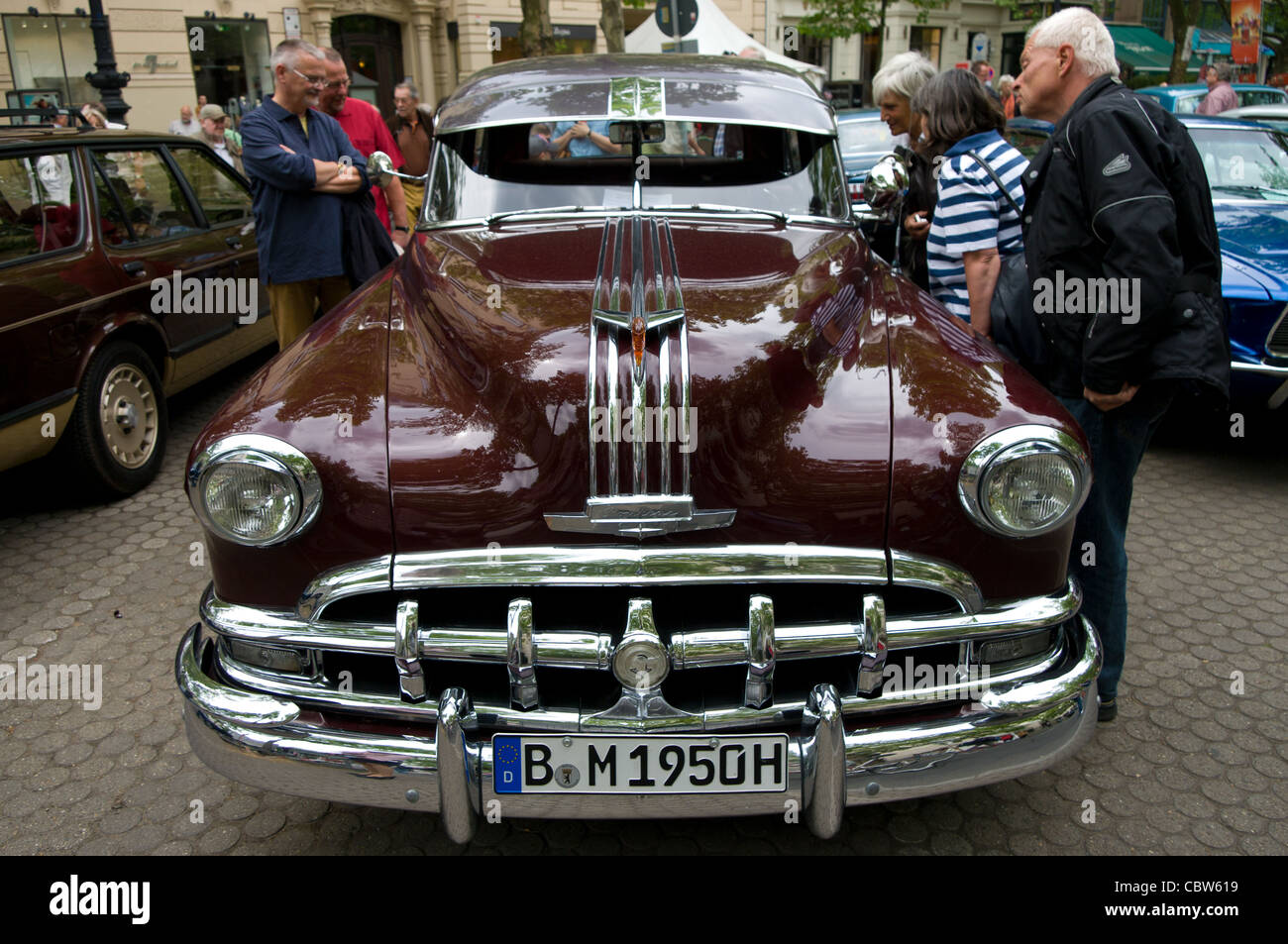 Pontiac chieftain hi-res stock photography and images - Alamy