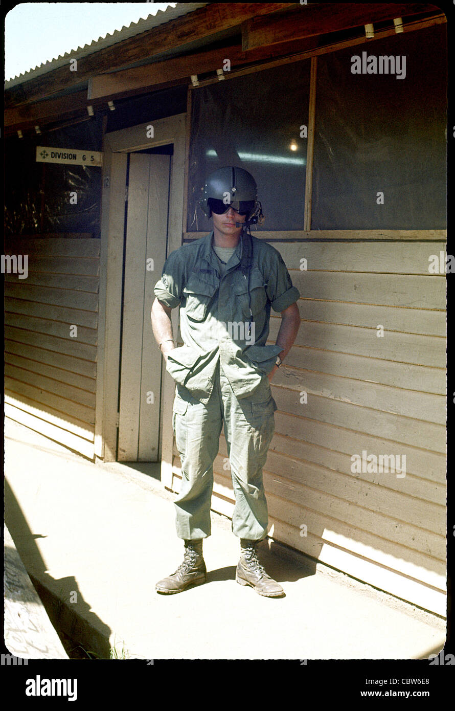 in the 4th Infantry Division's area of operations vietnam war pleiku ...