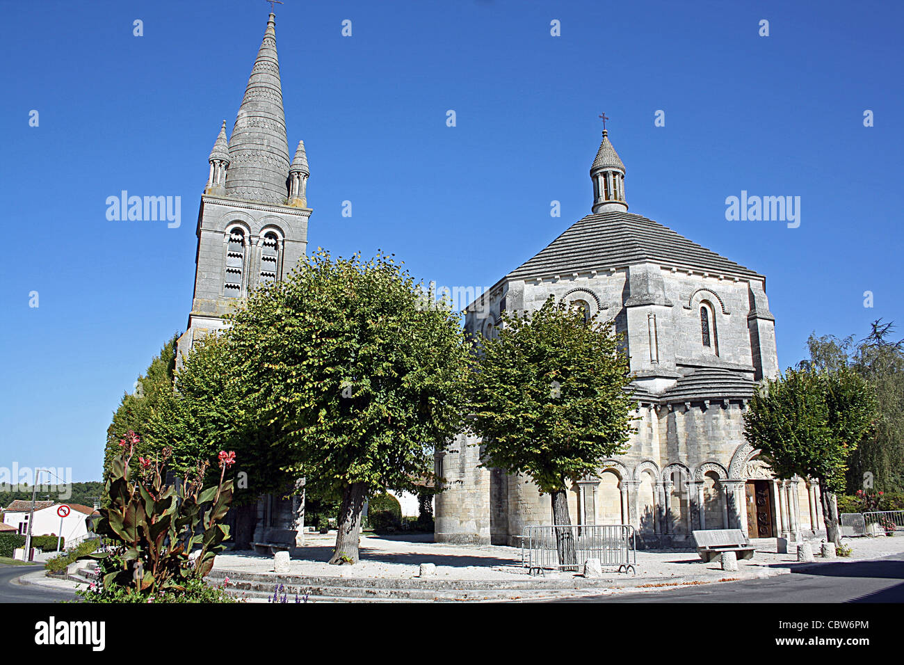 Octagonal church hi-res stock photography and images - Alamy